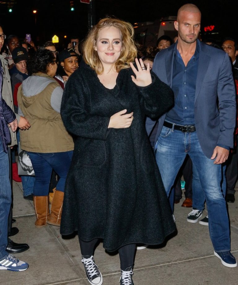 19 Adele Hot Pictures And Bikini Swimsuit Pic